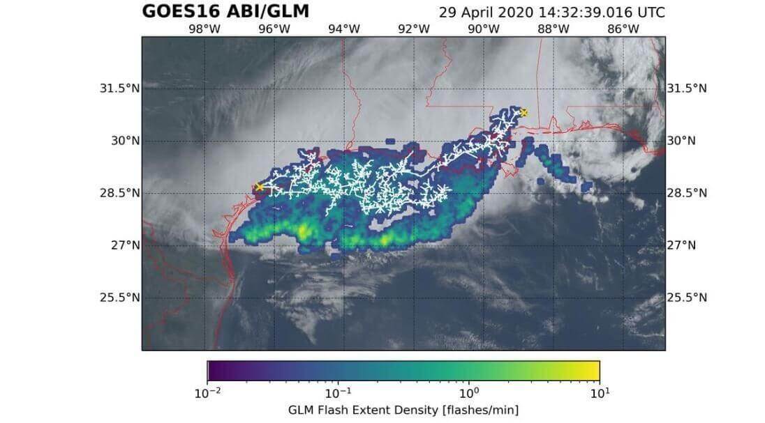 The 768 km Long Lightning Strike Broke a Record | Yılkomer